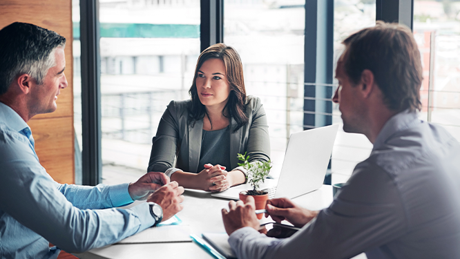 Free2move Charge Business | EV-Laden | Ladesäulen für Unternehmen